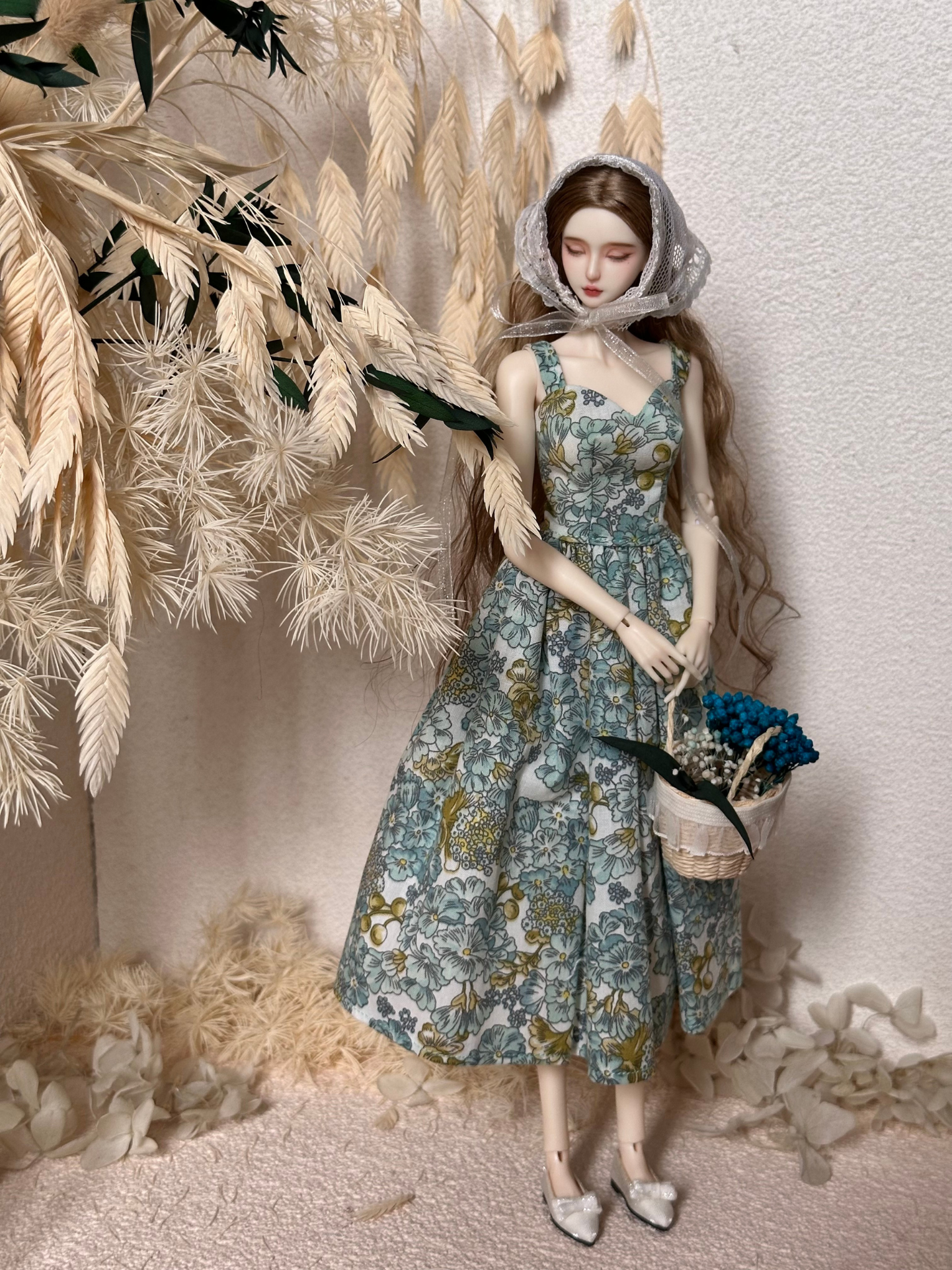 1/6 Female BJD Full Set - including head, body, wig, eyes, and outfit ...